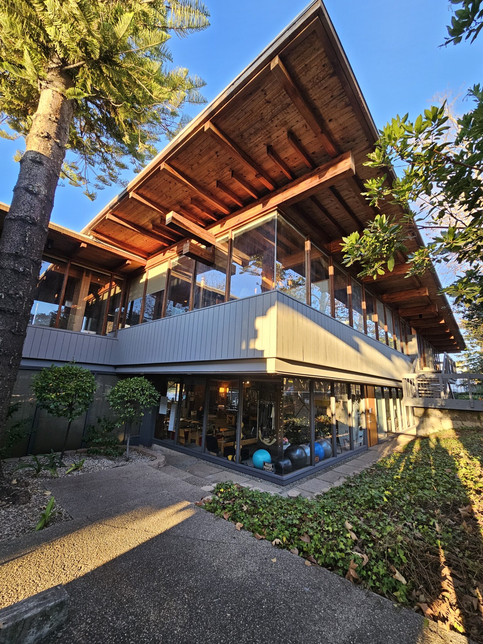 Restoring Santa Barbara's Heritage: The Danica House Eaves